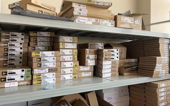 EAR99 ECCN Electronic IC Chip Surface Mounting TI DAC8760IPWP